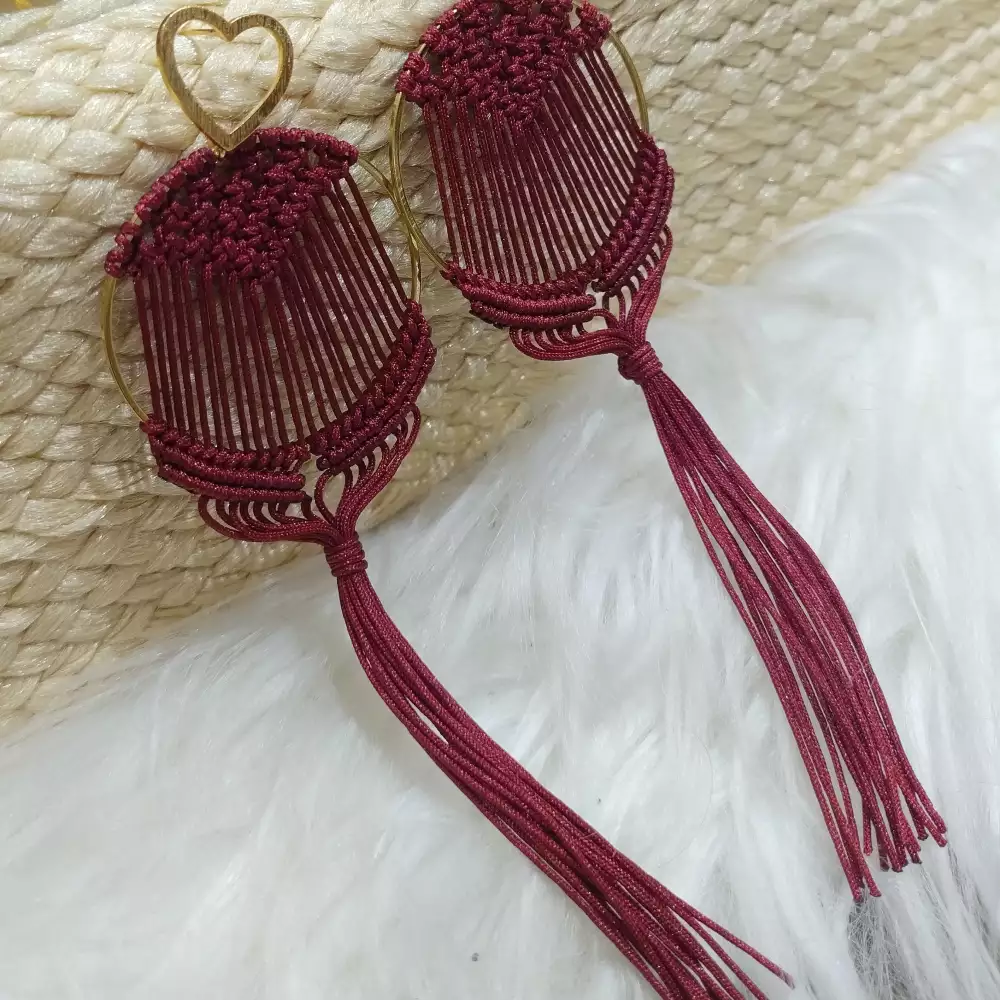 ARETES EN MACRAME - La Plaza Morada