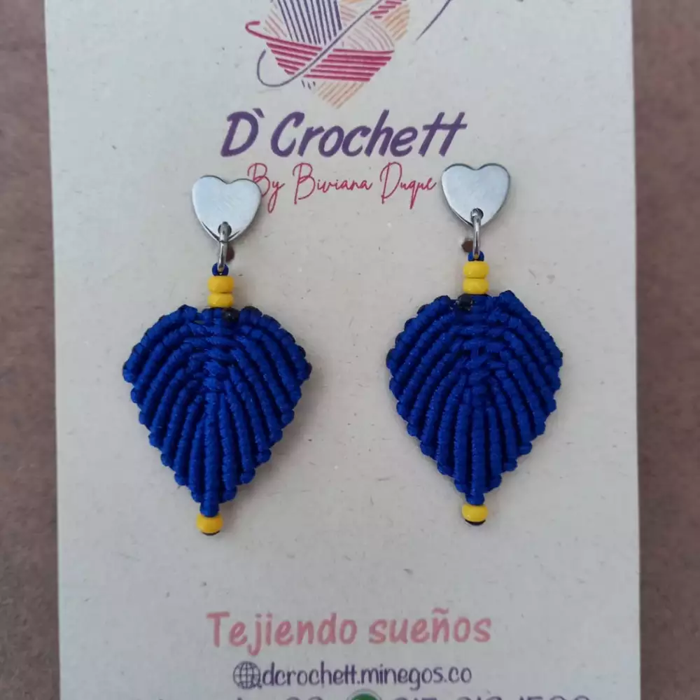 Aretes tejidos en Macrame ALBA - La Plaza Morada