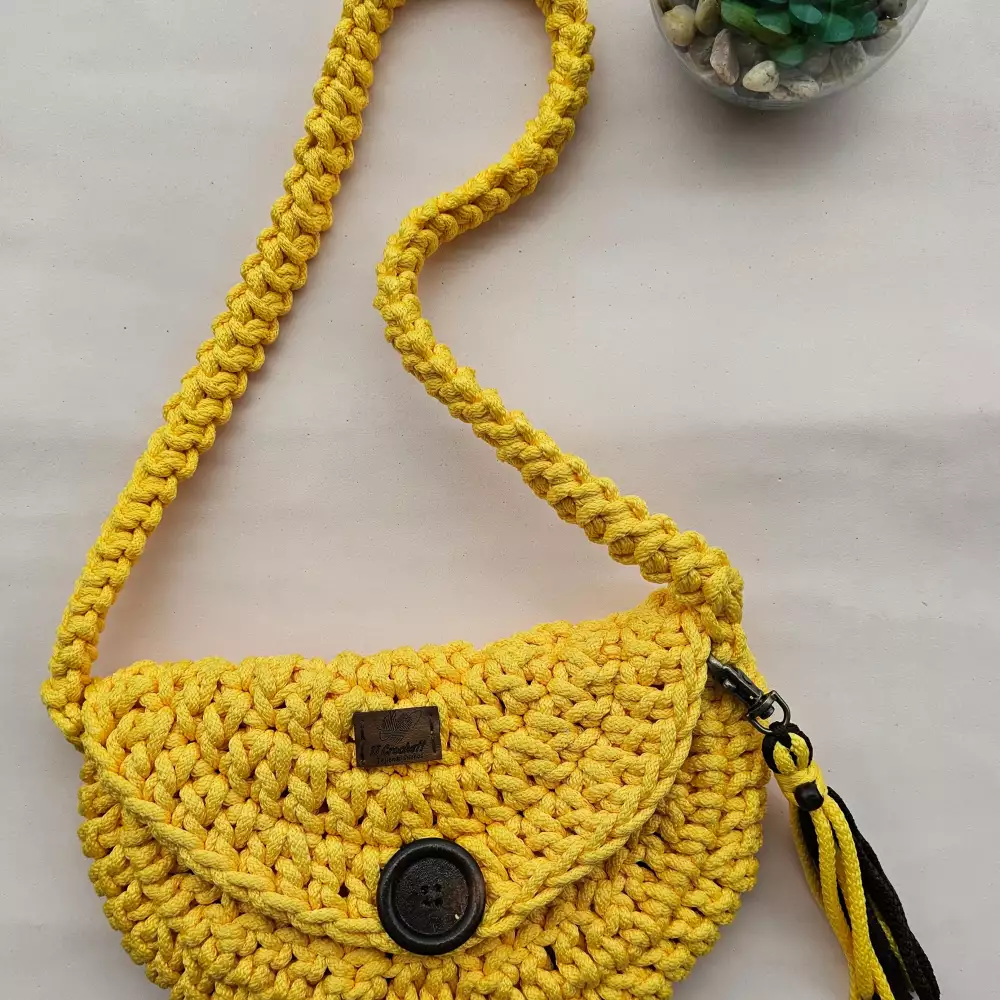 Bolso en Cordón tejido a crochet YARA - La Plaza Morada