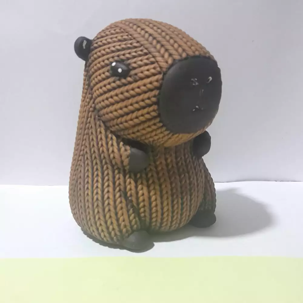 capibara alcancía personalizada - La Plaza Morada