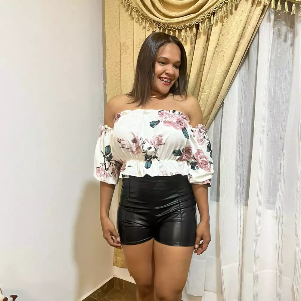 Top Tarde de Rosas Talla M - La Plaza Morada