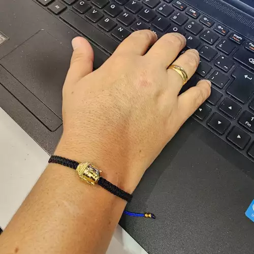 Manilla tejida en Macrame BUDA - La Plaza Morada