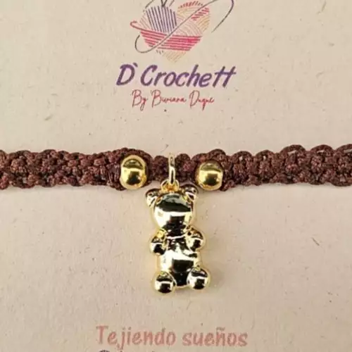 Manilla tejida en Macrame OSITO DORADO - La Plaza Morada